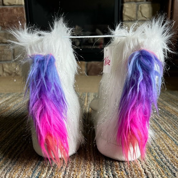 Justice | Shoes | Nwt Justice Girls Unicorn Fuzzy Slipper Boots | Poshmark